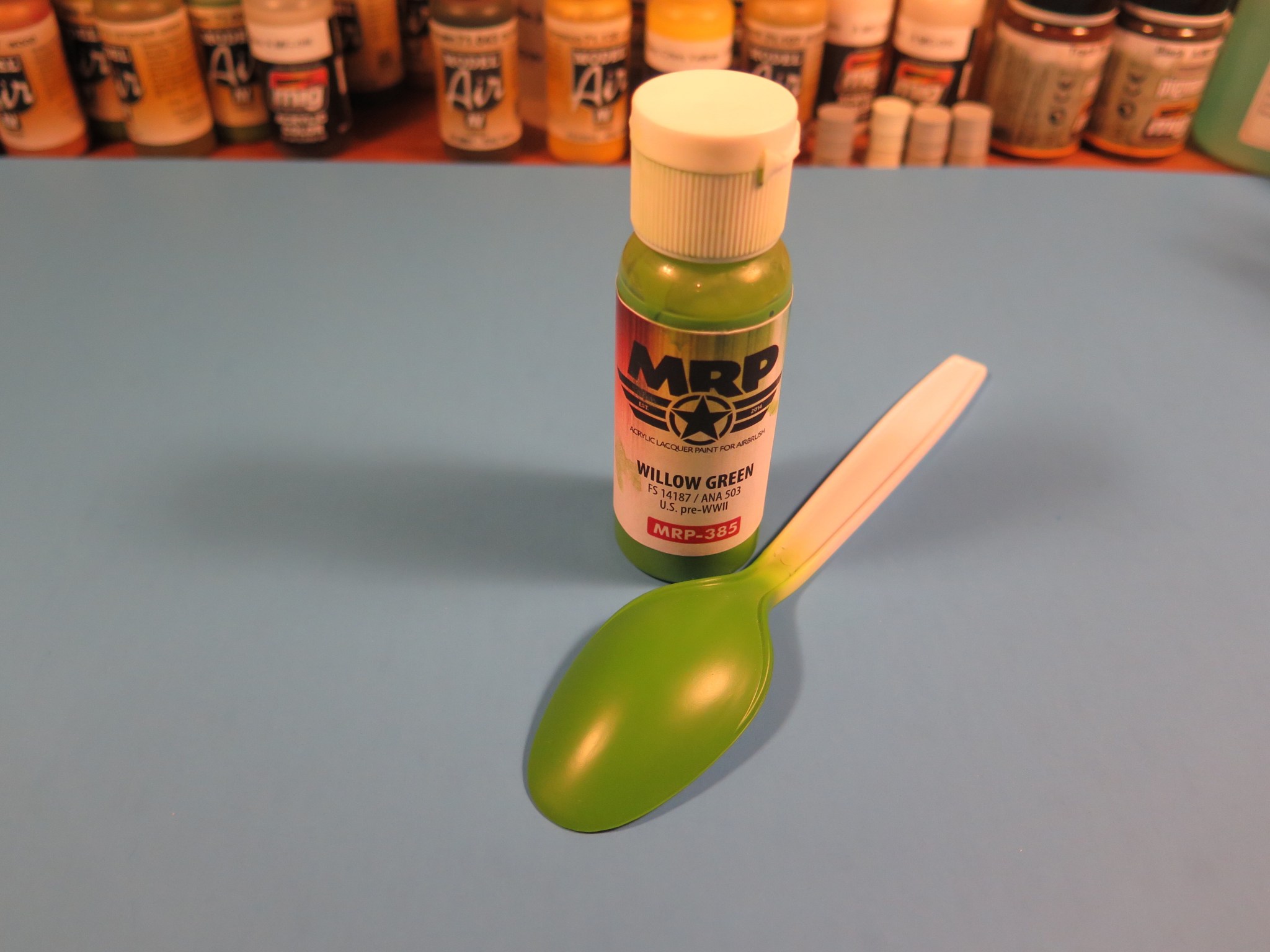 Paint Comparison: Hataka Hobby Orange Line and MRP Mr. Paint Lacquers ...