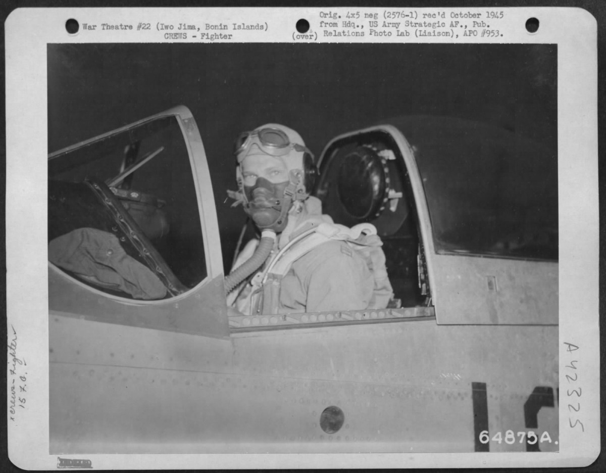 Photo(s) of the Week; April 7, 1945 – First Trip to the Empire – Iwo ...